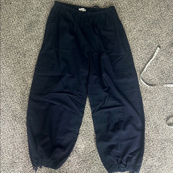 COS | Pants & Jumpsuits | Lightweight Drawstring Cargo Pants Cos Sold ...